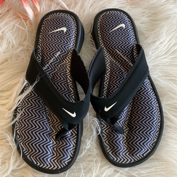 Nike | Shoes | Nike Comfort Footbed Sleeper | Poshmark